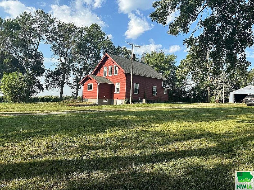 2185 Monroe Ave Ashton,IA